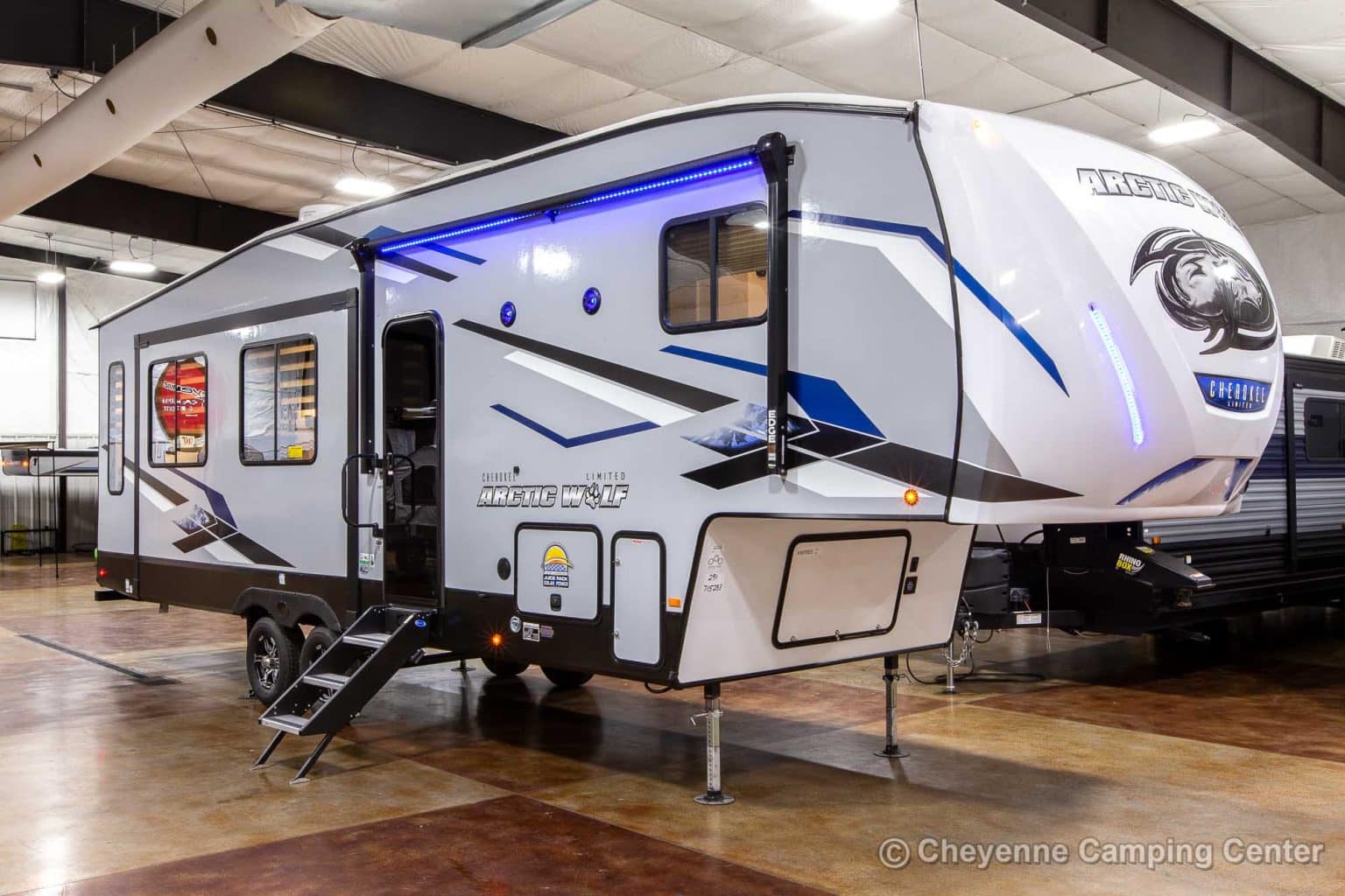Fifth Wheel Campers For Sale | Cheyenne Camping Center